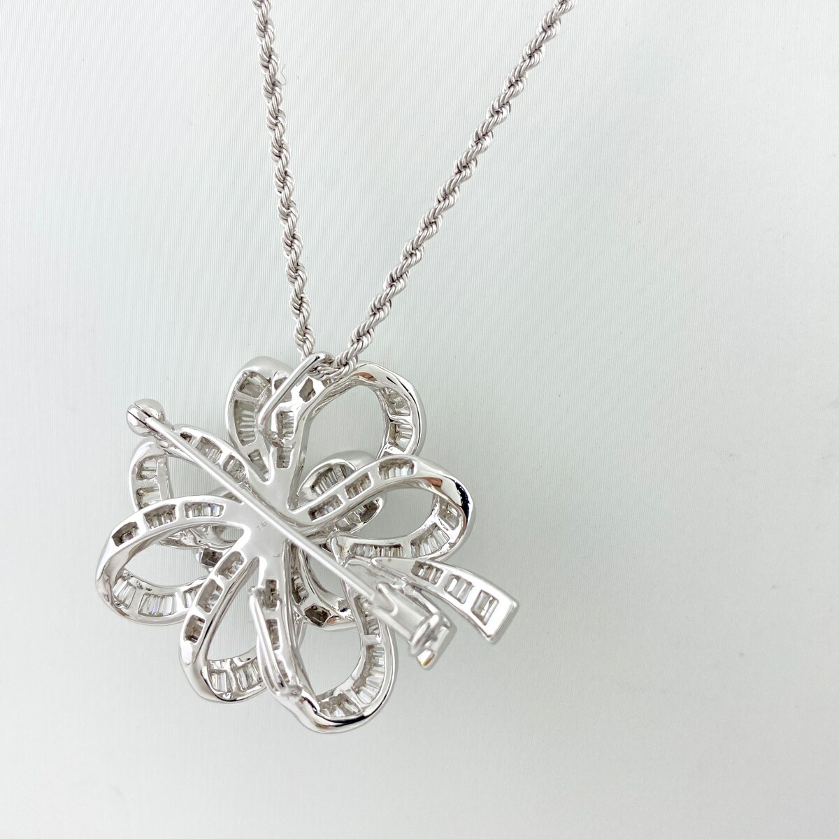 【楽天市場】【ラッピング可】 メレダイヤ デザインネックレス WG ホワイトゴールド ペンダント 2WAY ブローチ ネックレス K18 WG ...