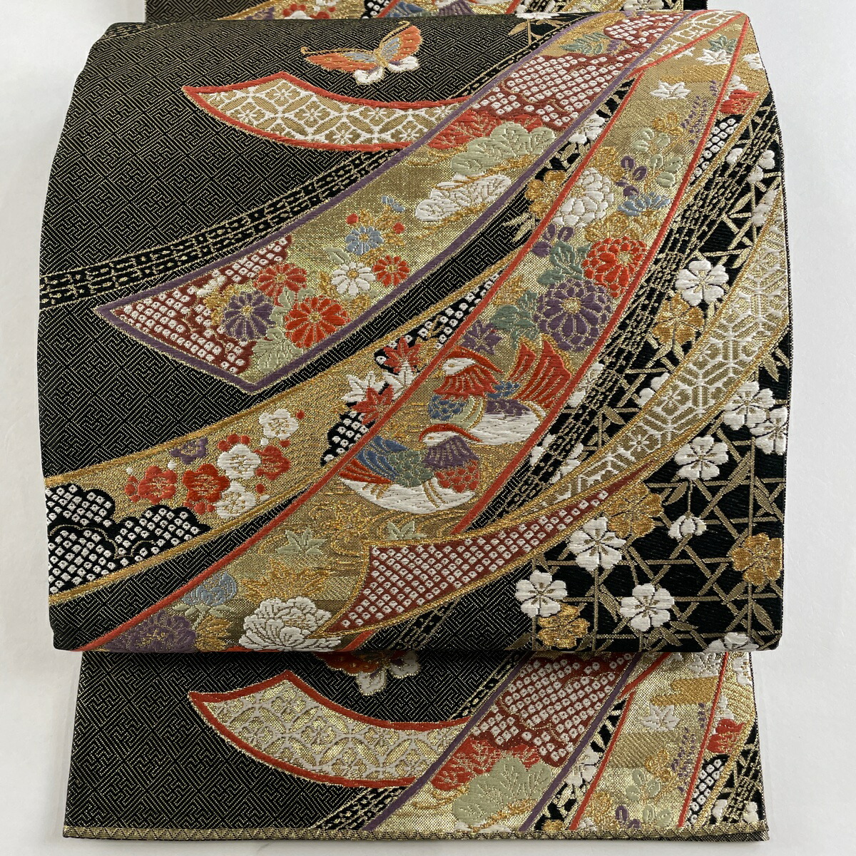 【楽天市場】袋帯 美品 秀品 関西仕立て 鴛鴦 蝶 唐織 箔 黒 六通 正絹 【中古】：バイセル 楽天市場店