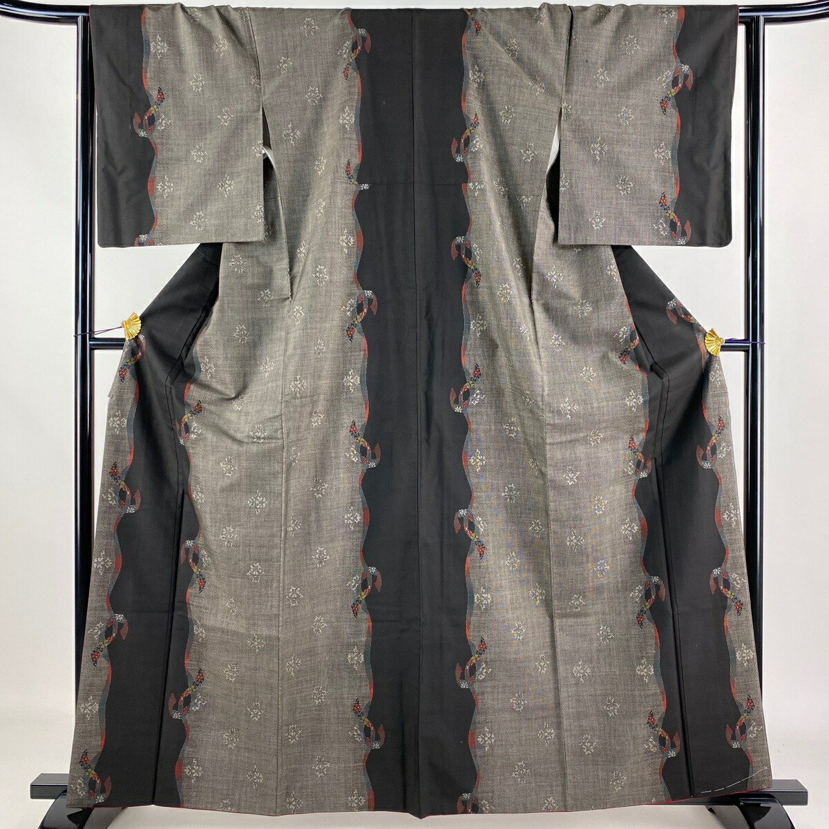 【楽天市場】紬 身丈163cm 裄丈65cm M 袷 花 蔓帯 焦茶色 正絹 秀品 【中古】：バイセル 楽天市場店