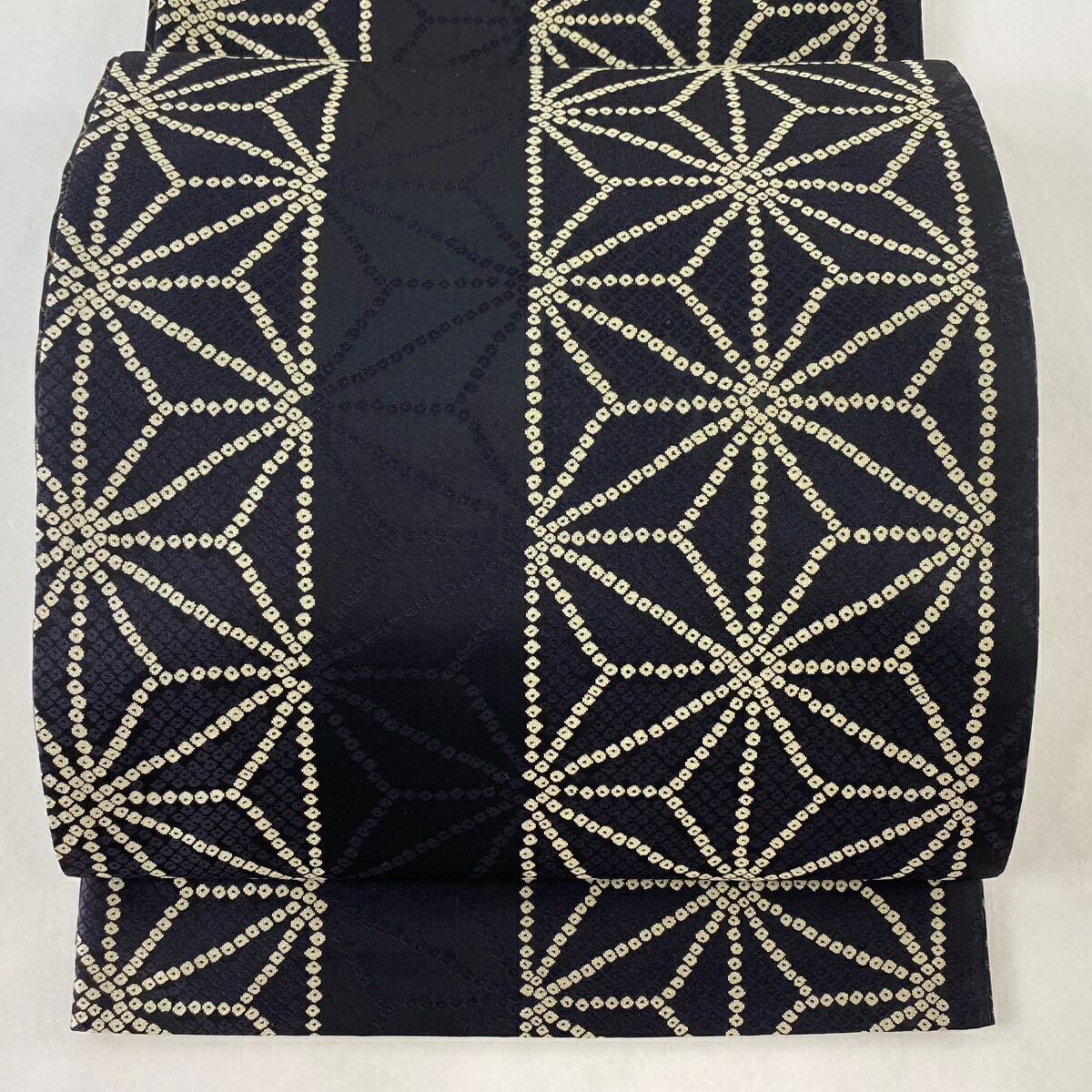 【楽天市場】袋帯 美品 逸品 菱屋善兵衛 落款あり 麻の葉 黒 全通 正絹 【中古】：バイセル 楽天市場店
