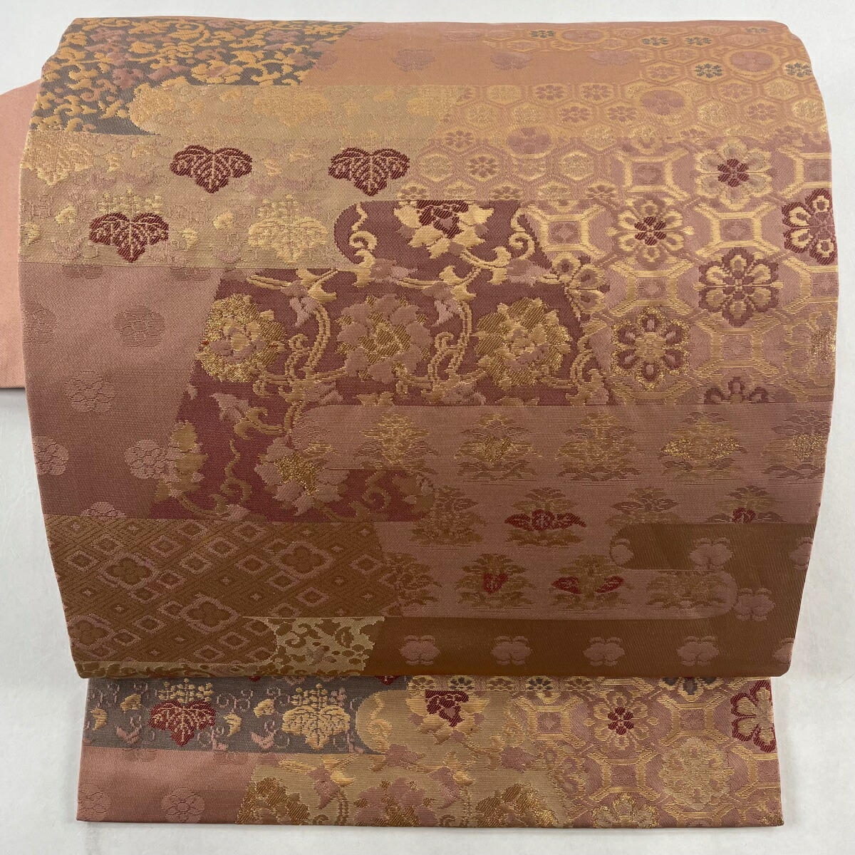 【楽天市場】名古屋帯 美品 優品 花唐草 ヱ霞 箔 金糸 ピンクベージュ 正絹 【中古】：バイセル 楽天市場店