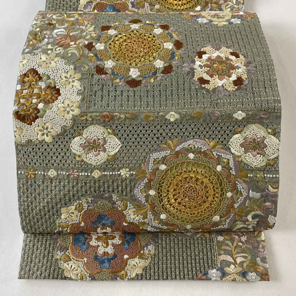 【楽天市場】袋帯 美品 逸品 華文 汕頭刺繍 相良刺繍 灰緑 六通 正絹 【中古】：バイセル 楽天市場店