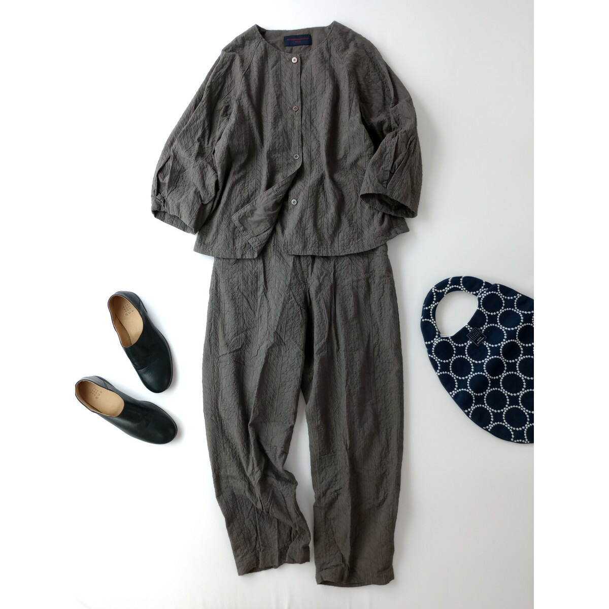 【楽天市場】23SS GRANDMA MAMA DAUGHTER toro グランマママドータートロ 2Pセットアップエンブロイダリーノー ...