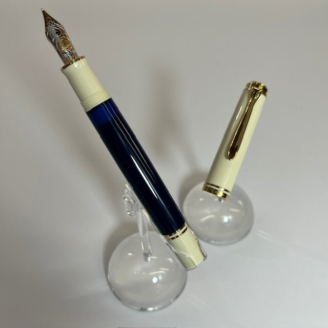 【楽天市場】送料無料 ペリカン Pelikan Souveran M800 CreamBlue スーベレーン M800 クリームブルー 万年筆 ...