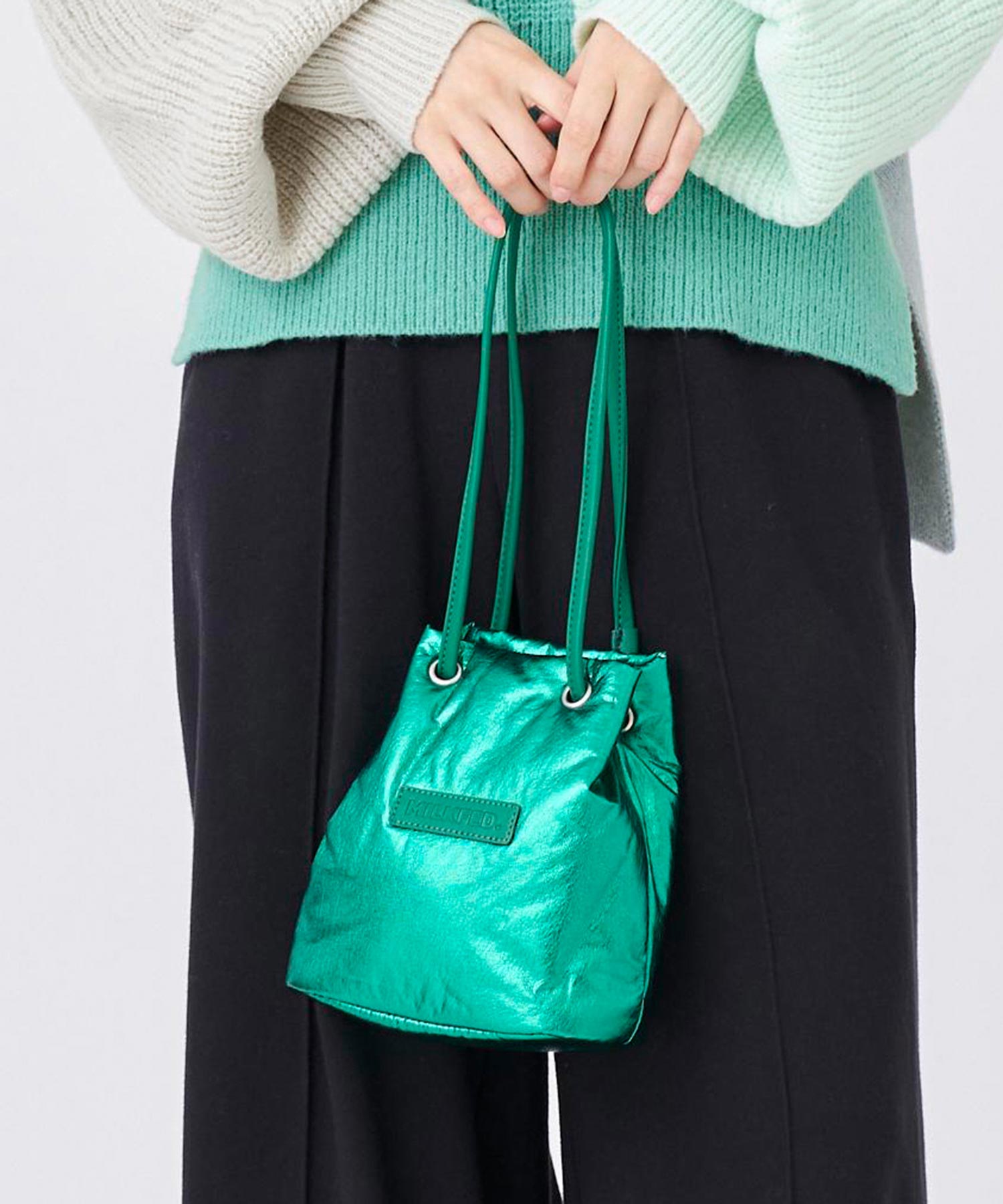 【楽天市場】スペシャルプライス【公式】MILKFED. ミルクフェド METALLIC DRAWSTRING BAG 巾着 ショルダーバッグ ...