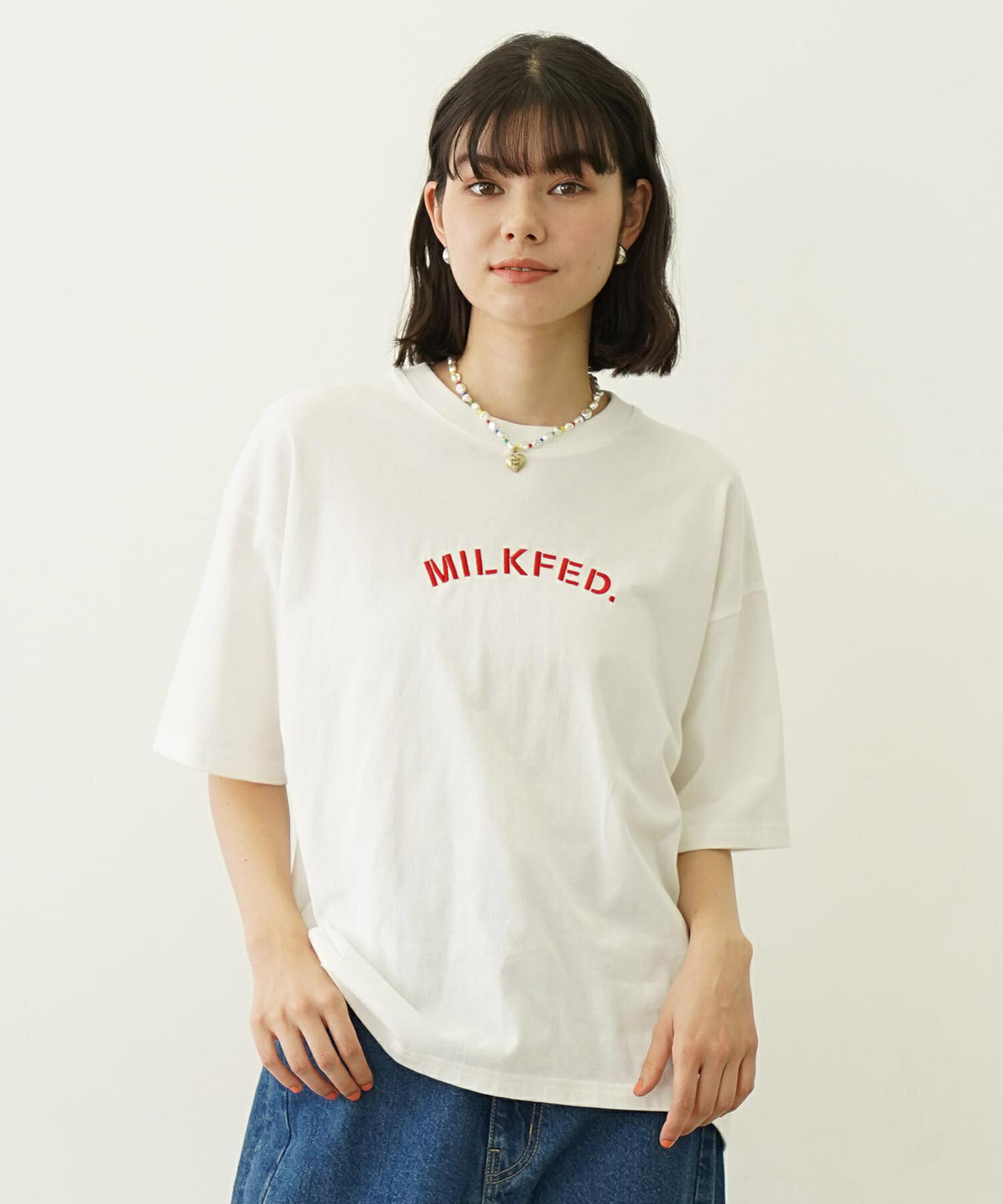 【楽天市場】【公式】MILKFED. ミルクフェド EMBROIDERY ARCH STENCIL WIDE S/S TEE 半袖 刺繍 ...