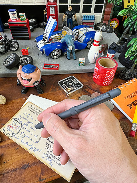 【楽天市場】PENCO ペンコ マルチペン 多色ペン ボールペン （チャコールグレー） 0.5mm 黒 赤 シャーペン 真ちゅう製 高級ペン ...