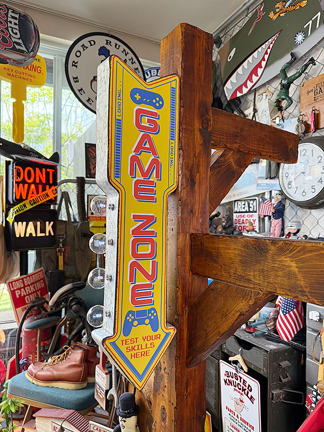 【楽天市場】アメリカのアーケードサイン ウォールオブジェ （ゲームセンター/ゲームゾーン） 【両面デザイン】 アメリカン雑貨 アメリカ雑貨 グッズ ライト ランプ 照明 間接照明 ライティング ...