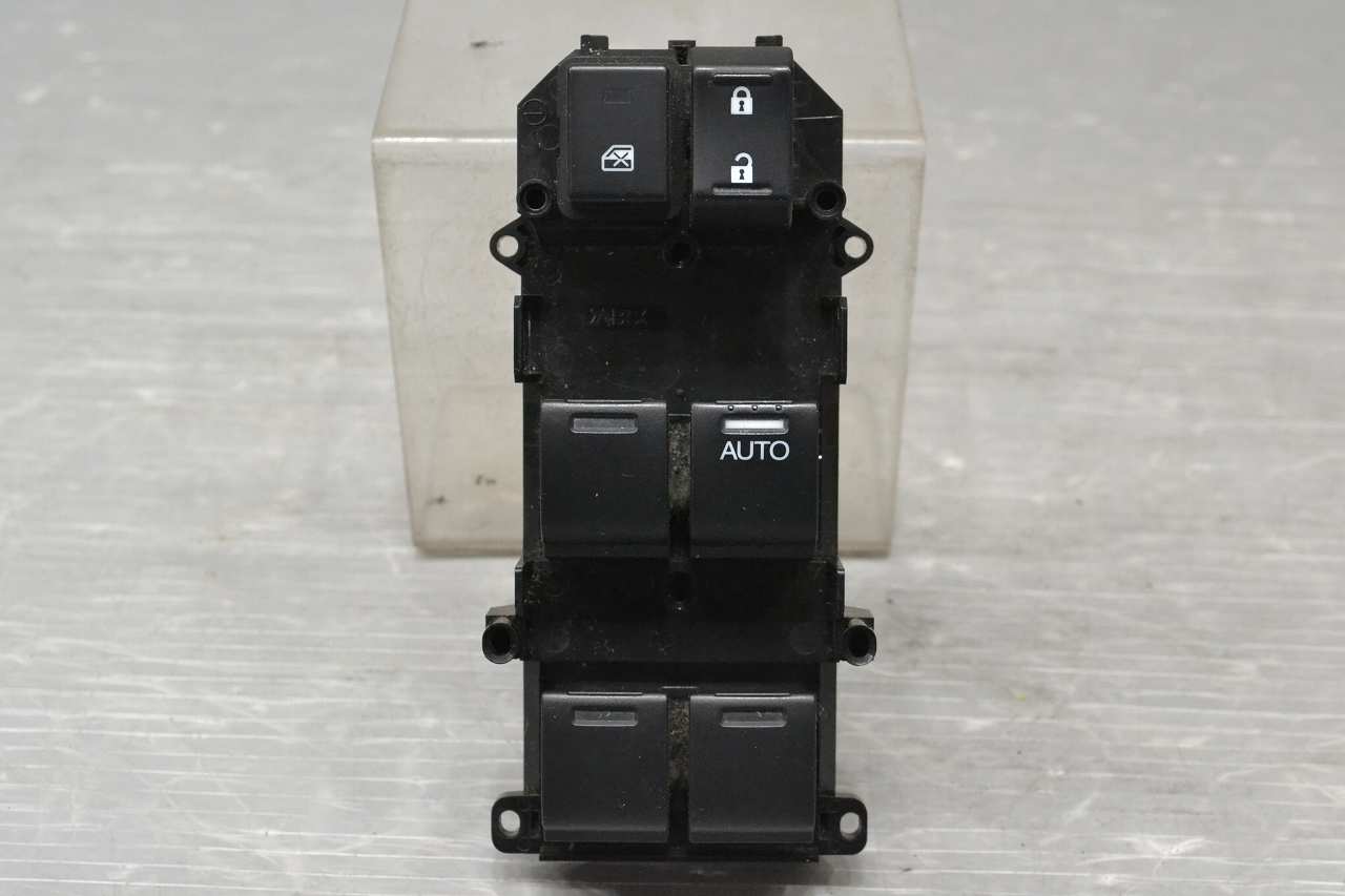 【楽天市場】ステップワゴン スパーダ 前期(RK5 RK6 RK7 RK1 RK2 RK3 RK4) 純正 破損無 取付OK 動作保証 フロント パワーウィンドウスイッチ 運転席 35750 ...