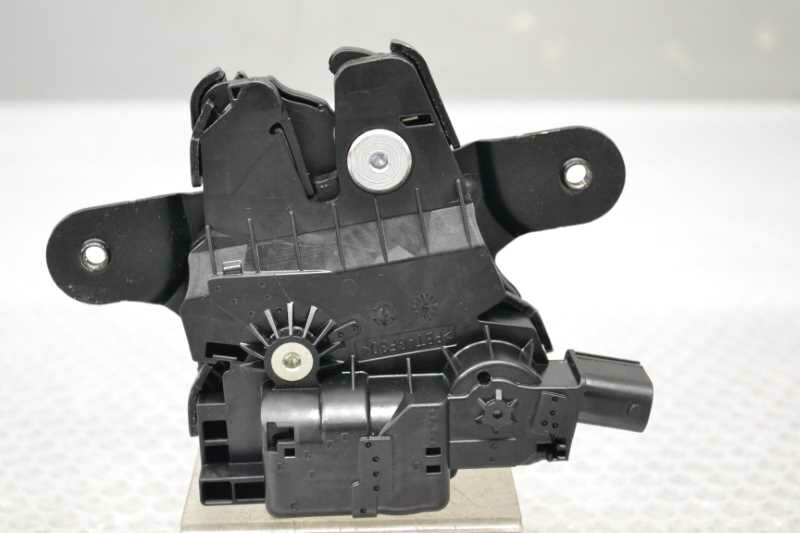 【楽天市場】ミニクーパ S クラブマン R55 右ハンドル 前期(MM16) 純正 良品 取付OK 動作保証 右 リアゲート ロック ...