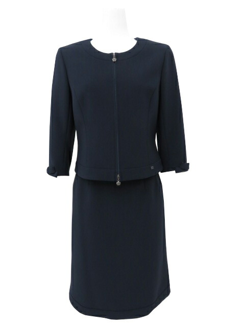 【楽天市場】Rene basic ジップアップジャケット＆スカート セットアップ スーツ ミッドナイトネイビー 34 '19年 A1美品【中古】：セレブbyエンデバー