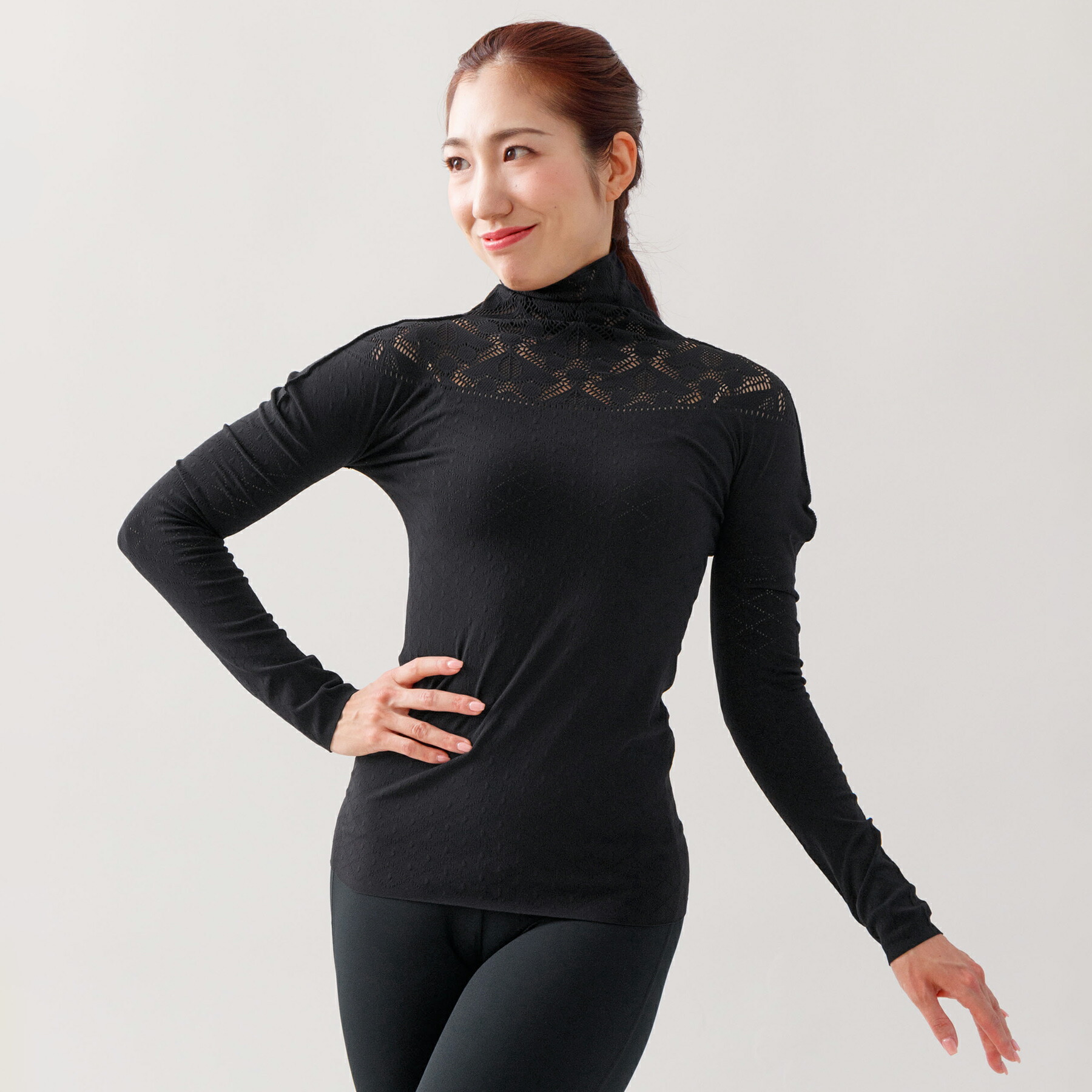 【楽天市場】【チャコット 公式(chacott)】【ノーソーイングニット】バックデザインハイネックトップ：Chacott Online ...