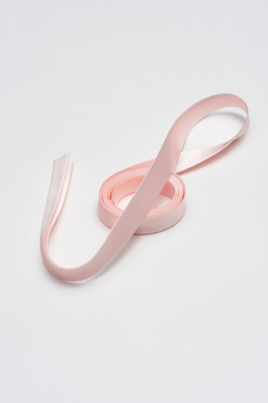 【楽天市場】【ポリエステル】ふちどりサテンバイアステープ11mm 全18色 ピンク01 桃色 薄桃 パステルピンク：衣装生地・布専門店のキャラヌノ