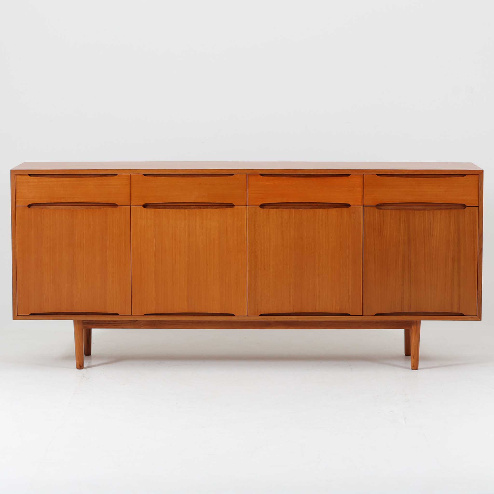 【楽天市場】【訳ありアウトレット品】Leaf-handle リビングワイドキャビネット☆北欧インテリア CHLOROS【】：CHLOROS （クロロス）