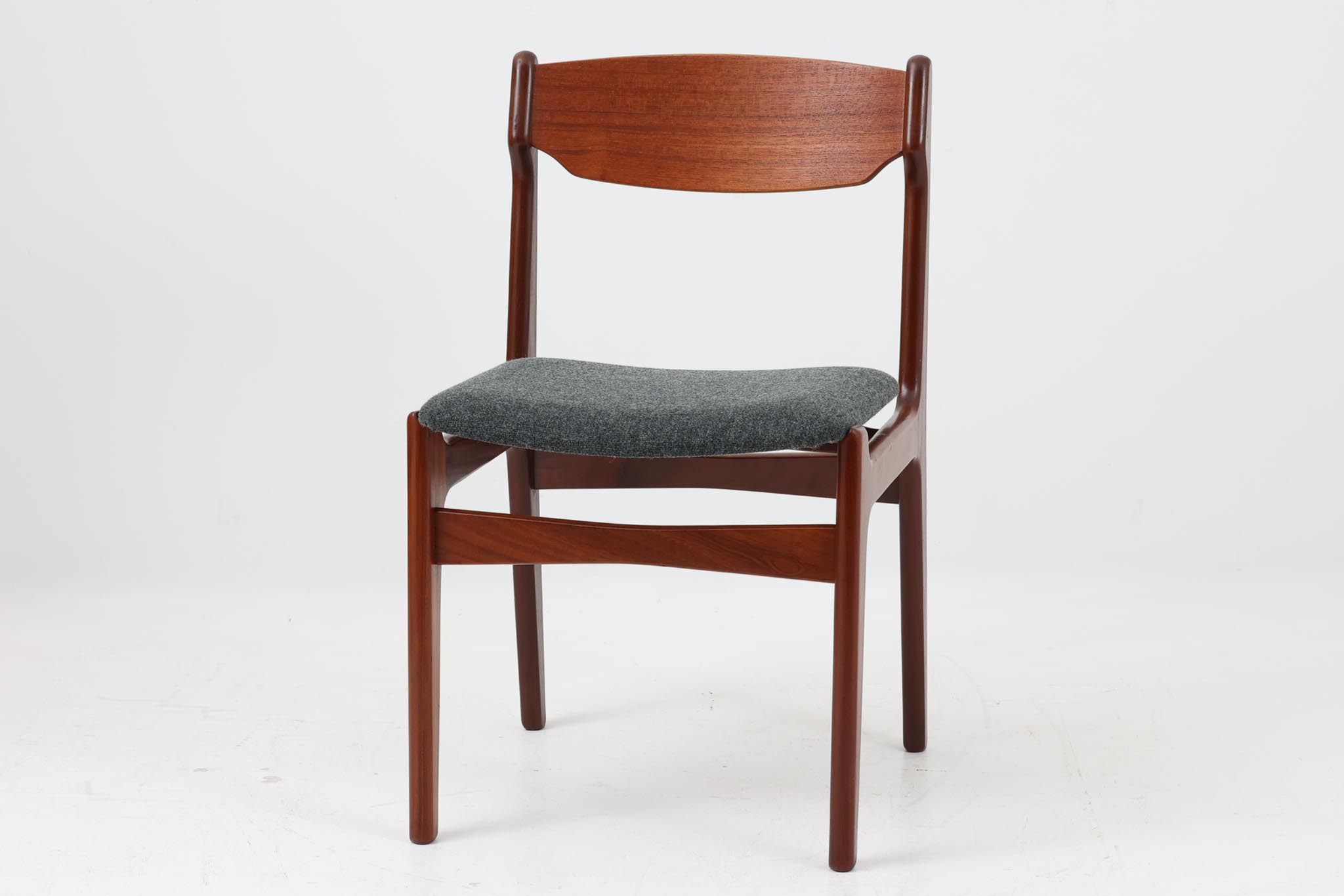 【楽天市場】ダイニングチェア チーク材 北欧家具ビンテージ【アンティーク 木製椅子 リビング 北欧インテリア おしゃれ】：CHLOROS （クロロス）