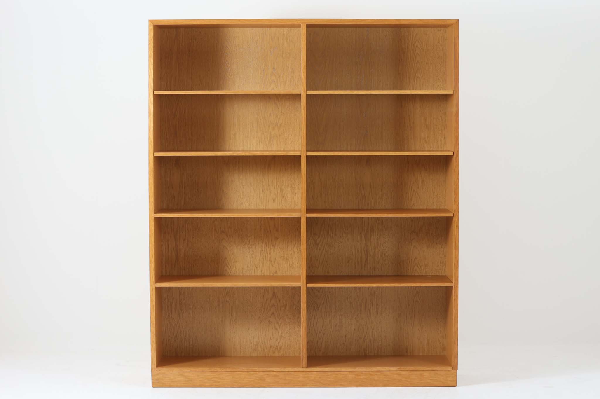 【楽天市場】ブックシェルフ オーク材 北欧家具ビンテージ デンマーク製【アンティーク キッチン 食器棚 北欧インテリア 飾り棚 収納家具 モダン シンプル おしゃれ】：CHLOROS （クロロス）