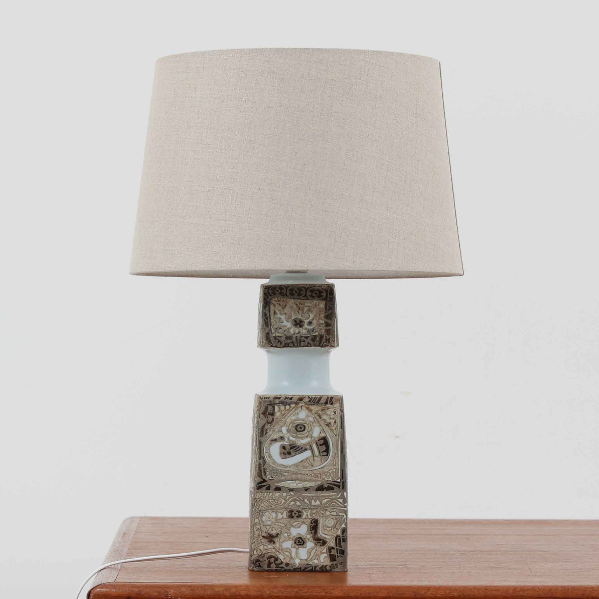 【楽天市場】Nils Thorsson テーブルランプ 大きめ BACA 高さ50cm Royal Copenhagen ニルス・トールソン ロイヤルコペンハーゲン デンマーク製 北欧 ...