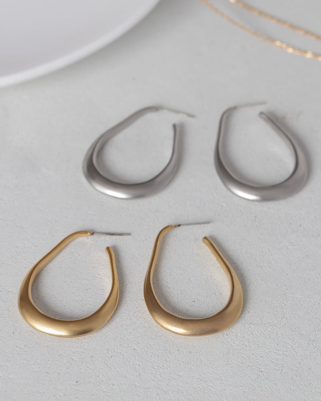 【楽天市場】ピアス ドロップライン U字型 大ぶり マット Silver925 シルバー925 14KGP 14金メッキ 金属アレルギー対応 普段使い 大人 カジュアル シンプル ...