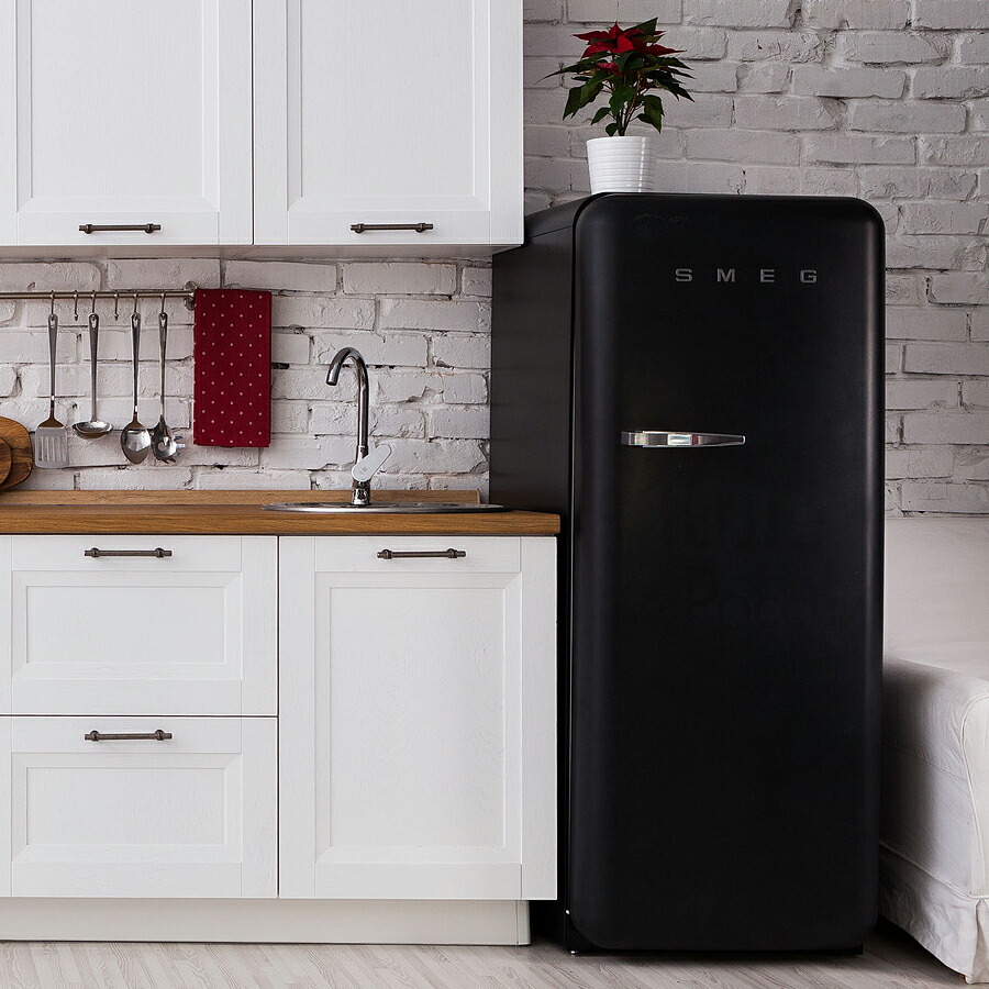 楽天市場】（日本正規販売店）SMEG 電気ケトル 1.7L【レッド】KLF03‐RD