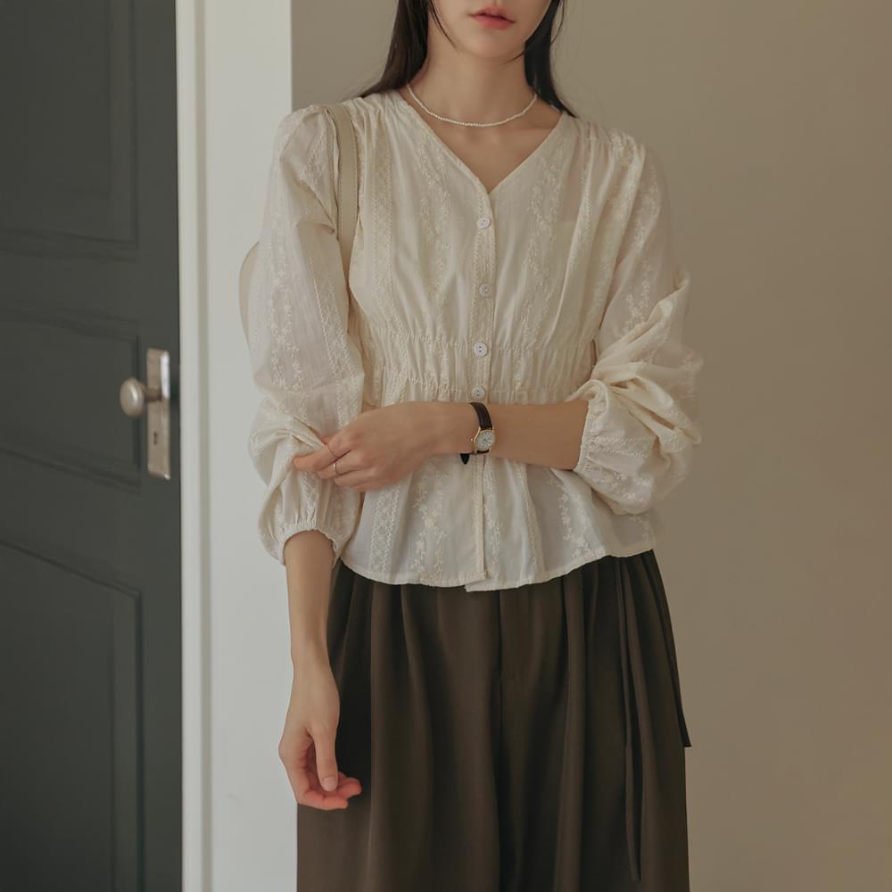 【楽天市場】コティベンコットンレースシャーリングVネックブラウス ブラウス レディース｜韓国 common unique｜コーディブック：CODIBOOK
