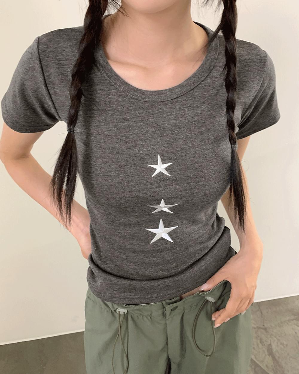 【楽天市場】ダスター・チャッツァースタープリントクロップ半袖Tシャツ 半袖 Tシャツ Tシャツ レディース｜韓国 ondeed｜コーディブック：CODIBOOK