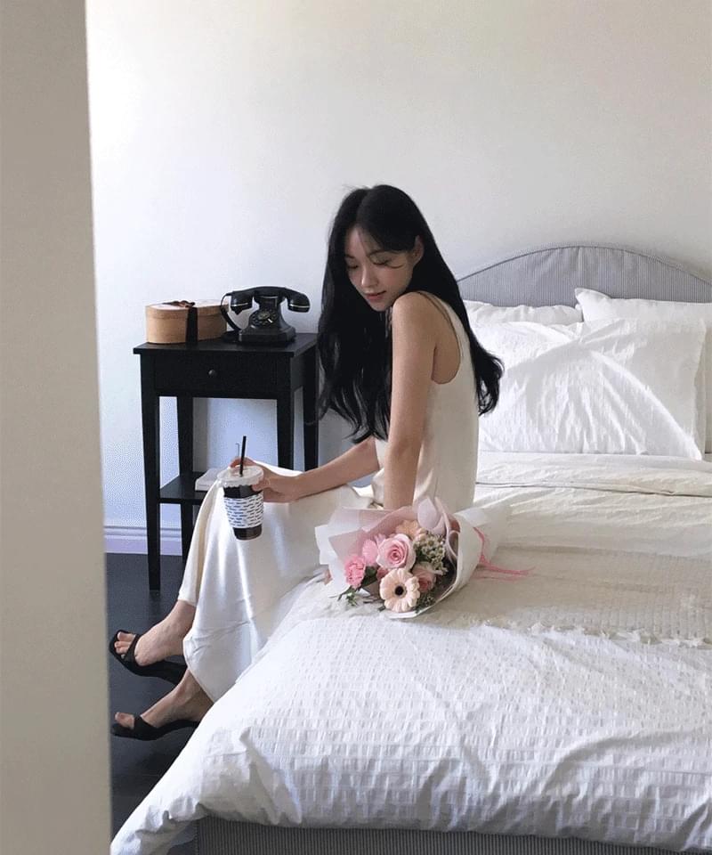 【楽天市場】ウアシルクマキシワンピース マキシワンピース スリップドレス レディース｜韓国 Daltt｜コーディブック：CODIBOOK