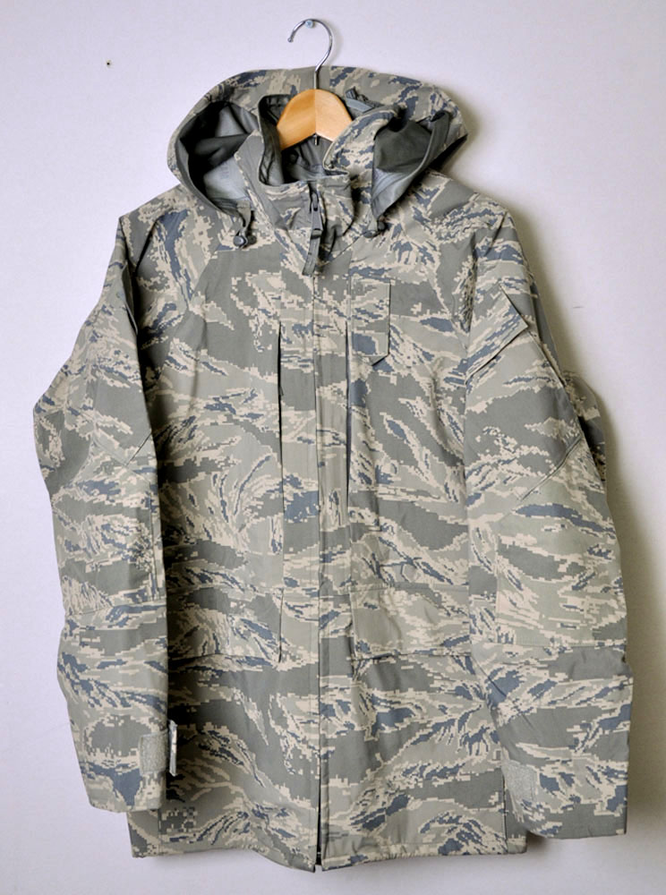 【楽天市場】【USAF APECS GORETEX PARKA】アメリカ空軍 APECS ゴアテックスパーカーTIGER STRIPE ...