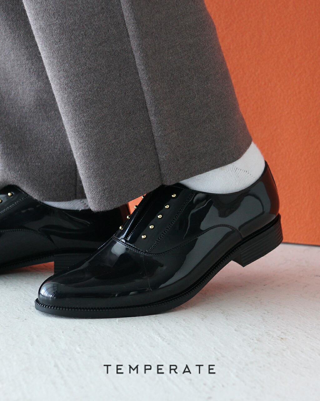 【楽天市場】テンパレイト TEMPERATE ゴールドスタッズシューズ レディース OMBRE オックスフォードシューズ エナメル 完全防水 ブラック 黒 1215：Crouka／クローカ