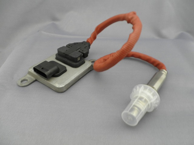 【楽天市場】Mercedes-Benz メルセデス・ベンツ 純正 NOXセンサー W204 W212 W222 W218 OE番号 ...