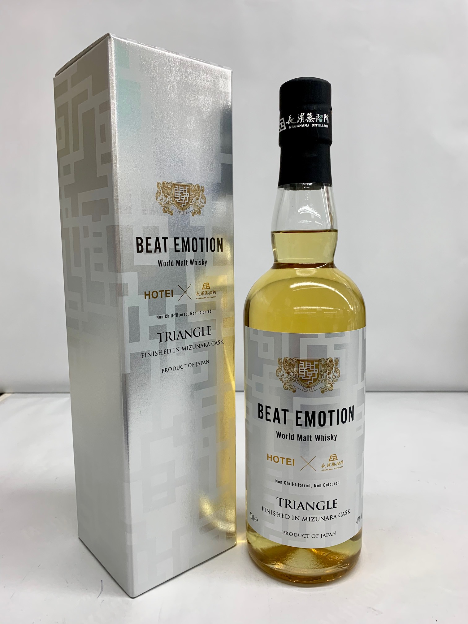 【楽天市場】長濱蒸留所 BEAT EMOTION TRIANGLE 47° 700ml：デイ・リンク 楽天市場店