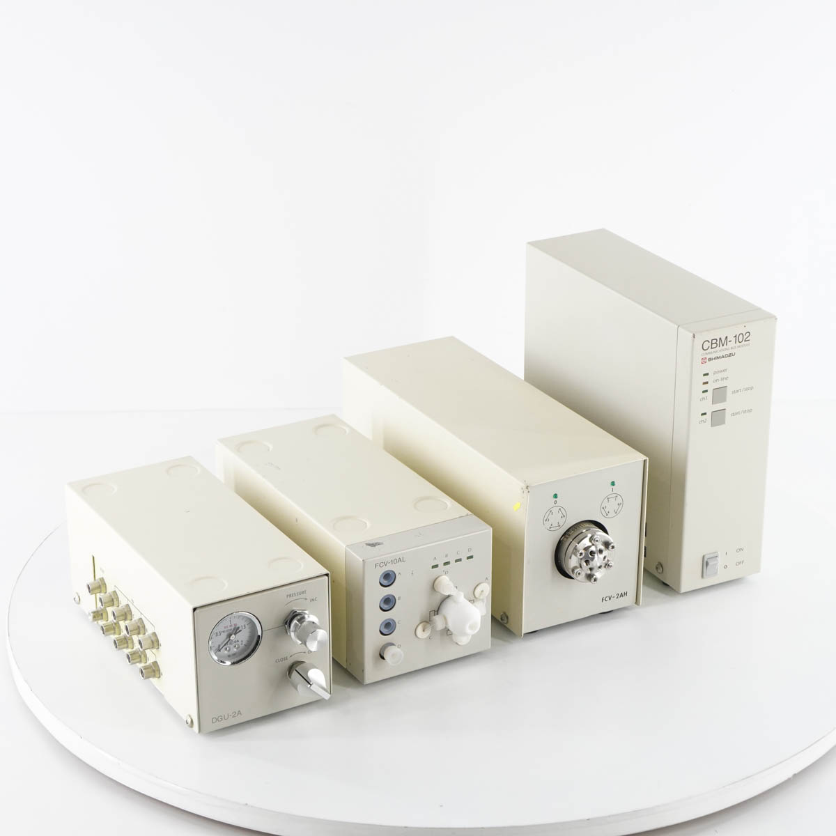 【楽天市場】【中古】[DW]8日保証 セット SHIMADZU DGU-2A FCV-10AL CBM-102 FCV-2AH HPLC ...