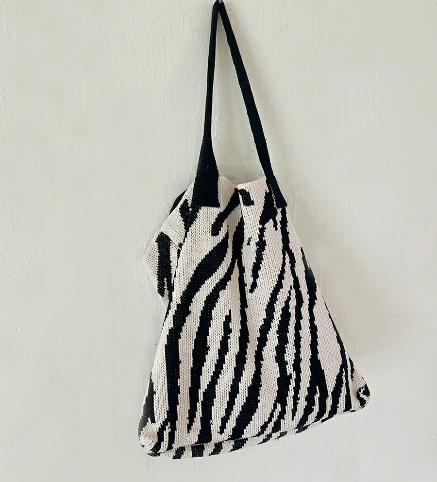 【楽天市場】ゼブラ柄ニットトートバッグ・p438736 レディース 【bag】鞄 かばん バッグ トート 大容量 柄 模様 ゼブラ アニマル ...