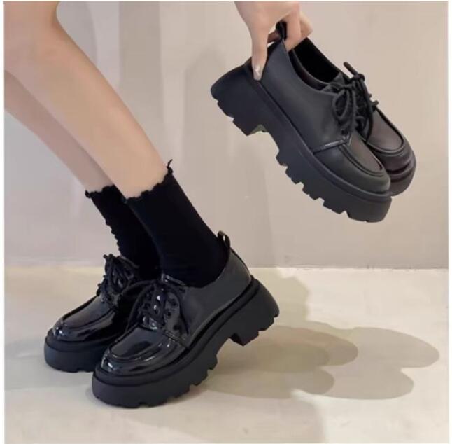 【楽天市場】ローファー 革靴 レディース パンプス スリッポン ビジネスシューズ 安い ウォーキング エナメル靴 婦人靴 おしゃれ ファッション：ドラブラタ