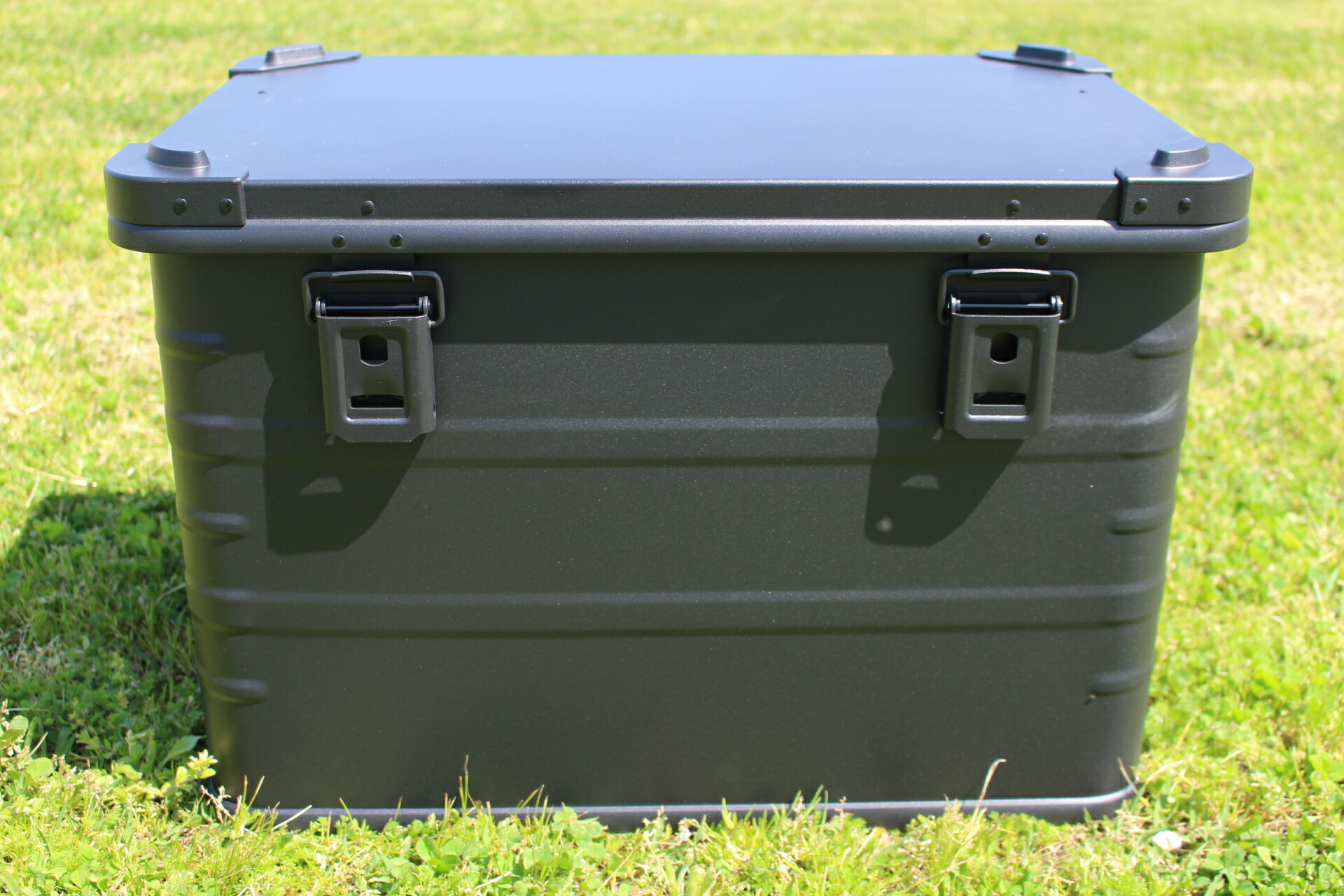 【楽天市場】マットブラック スタッキング アルミコンテナボックス 69L アウトドア収納ボックス キャンプ収納箱 トランクカーゴ ブラック ...