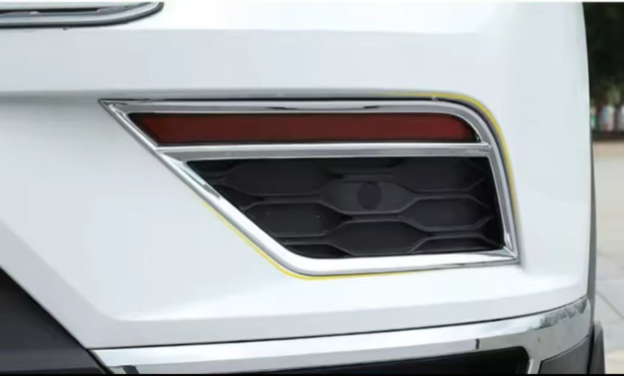 【楽天市場】フォルクスワーゲン VW T-ROC TDI スタイル スポーツ Rデザイン ブラックスタイル メッキ リフレクター リング リア ...