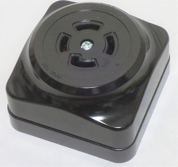 【楽天市場】WK2430 パナソニック 接地3P30A 引掛露出コンセント ブラック：コネクト オンライン