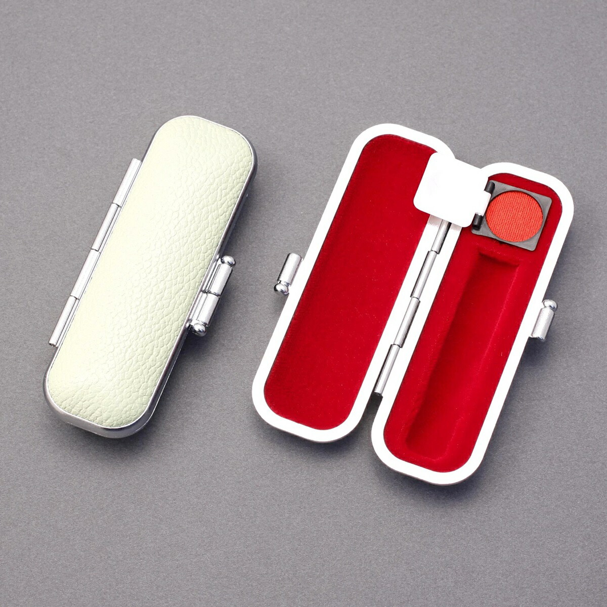 【楽天市場】印鑑ケース・はんこケース/印鑑ケース 朱肉 付/印鑑ケース かわいい/印鑑 収納用/高級ブランドAシルバー枠ケース・イエロー ...