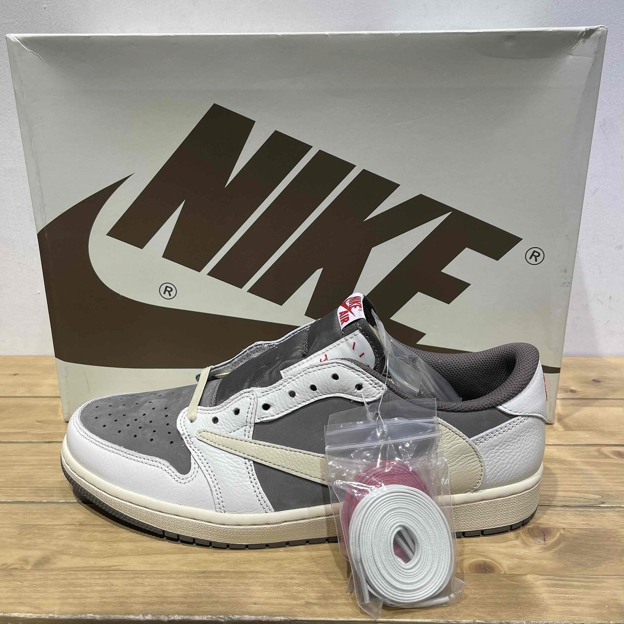楽天市場】OFF-WHITE NIKE THE:10 AIR JORDAN1 CHICAGO AA3834 楽天市場】OFF-WHITE NIKE THE:10 AIR JORDAN1 CHICAGO AA3834