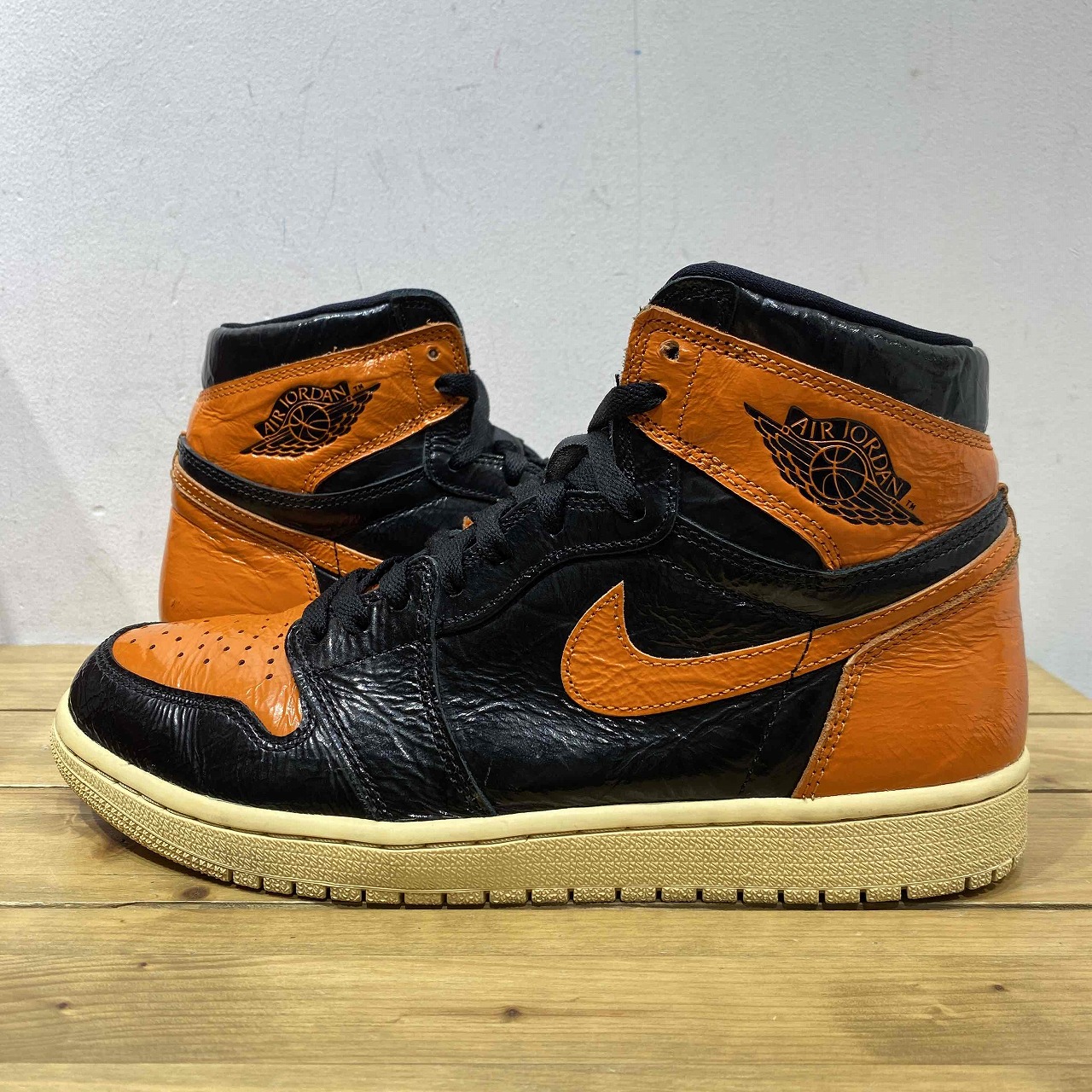 【楽天市場】NIKE 2019 AIR JORDAN 1 RETRO HIGH OG SHATTERD BACKBOARD 3.0 27 ...