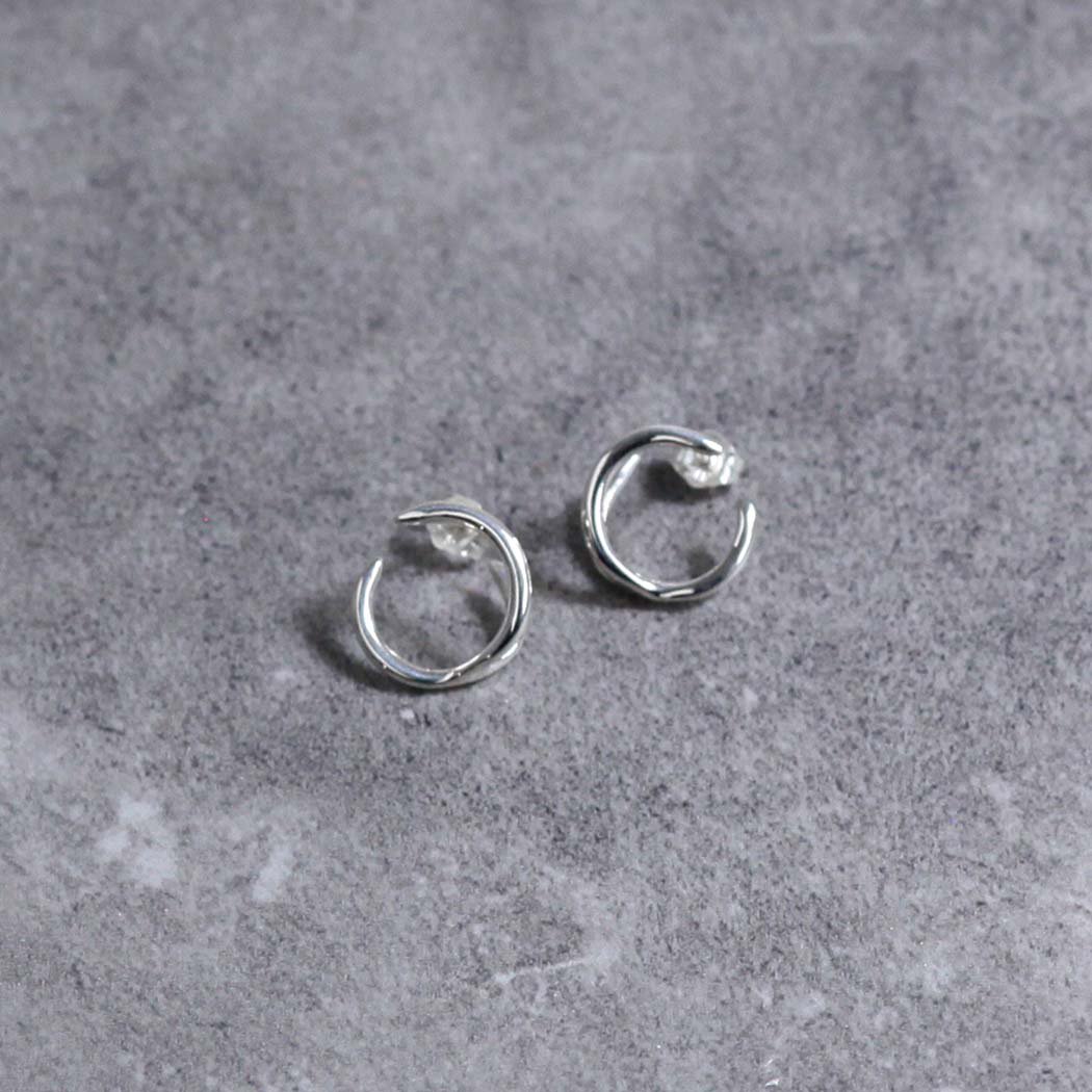 【楽天市場】BYOKA ビョーカ E2501 BRANCH PIERCE S ピアス シルバー (両耳タイプ) レディース ジュエリー アクセサリー 耳元 ペア スタッドピアス 人気 キャッチ ...