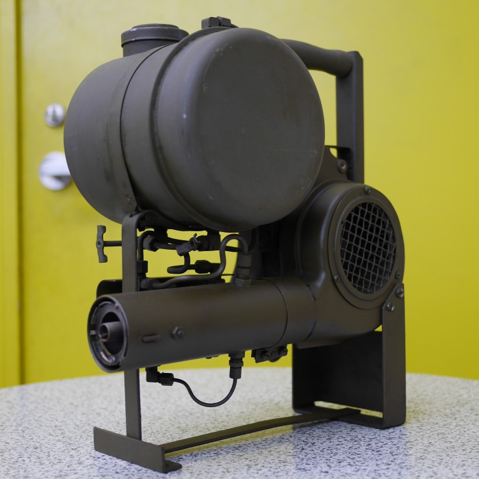 【楽天市場】(実物) 米軍 燃焼式ヒーター(Type F-2) HAND CRANK HEATER U.S.A.F：イーピージェイ楽天市場店