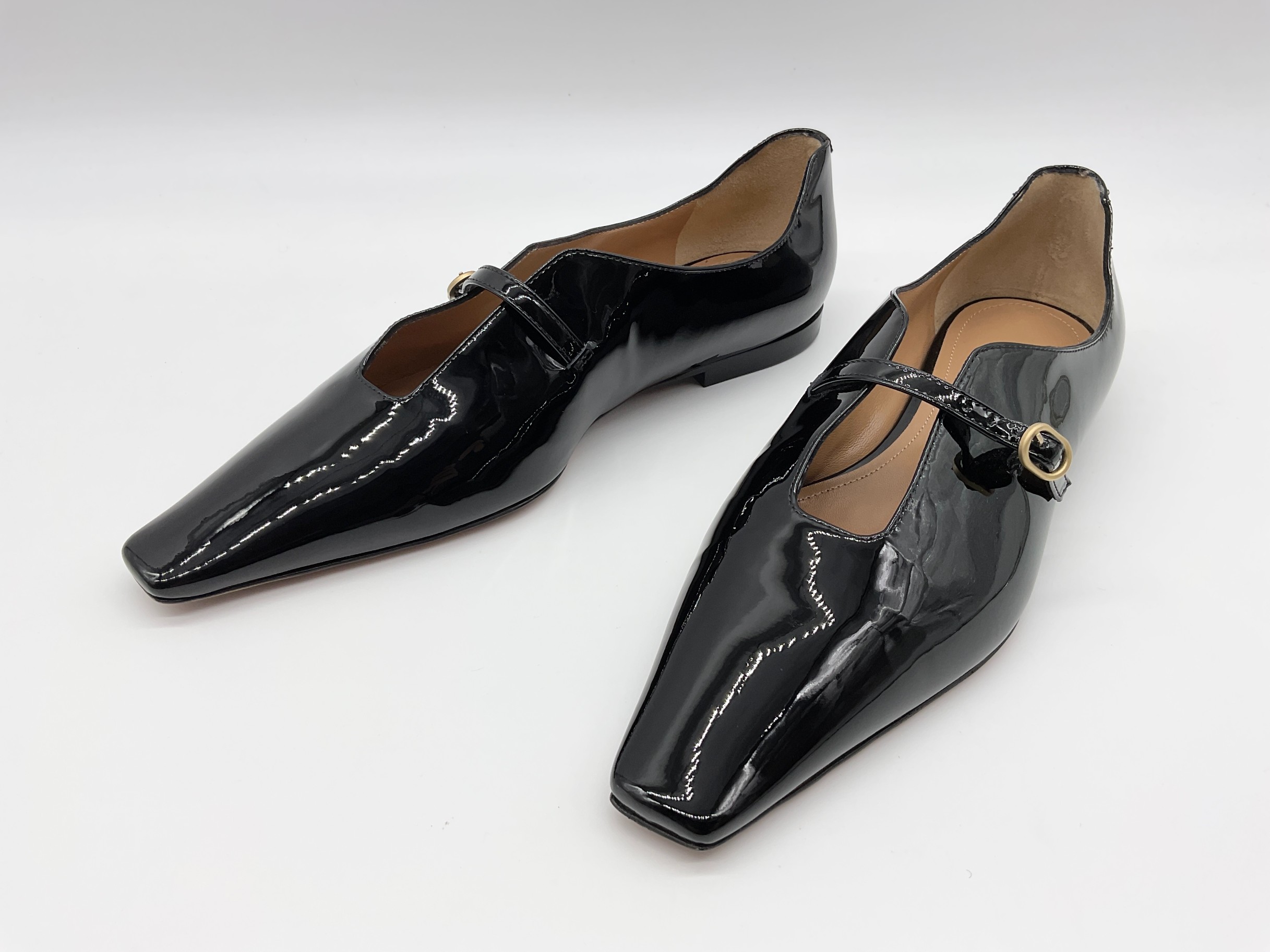 【楽天市場】新品 PELLICO ペリーコ 37 NERO/ブラック DAMA FLAT パテントシューズ：TREND STOCK 楽天市場店