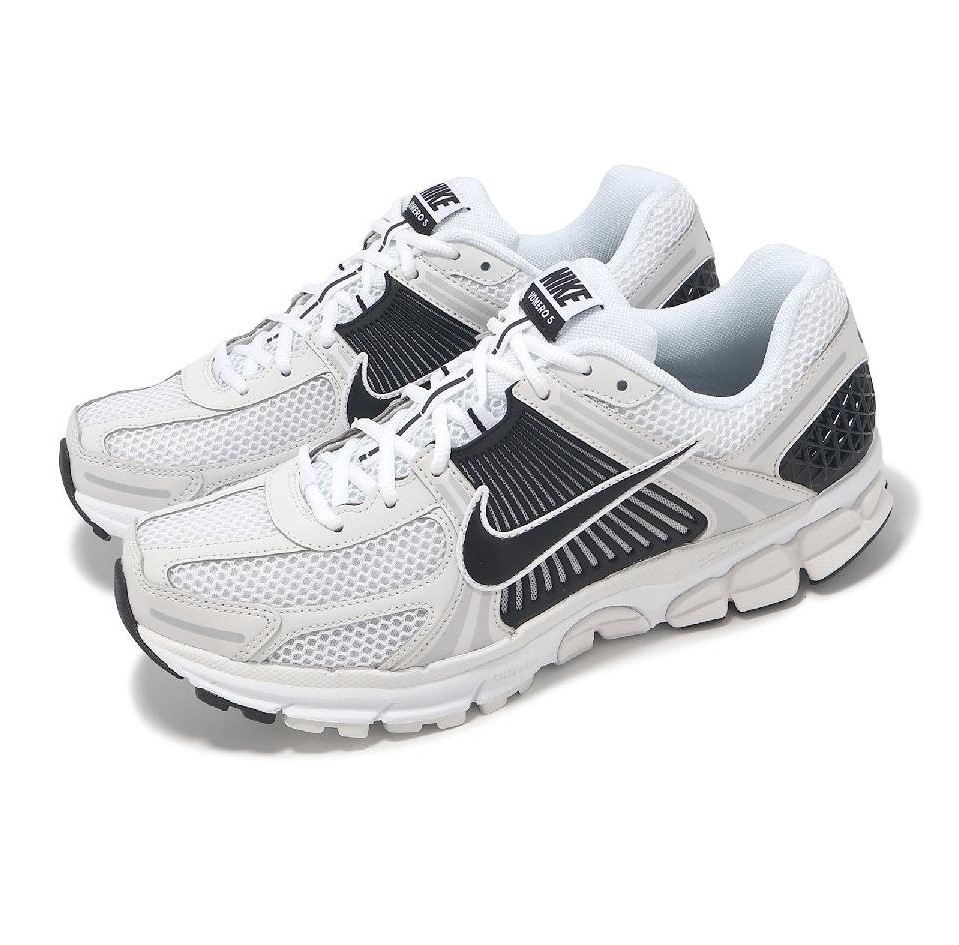 楽天市場】ナイキ メンズ ズーム ボメロ16 ランニングシューズ Nike