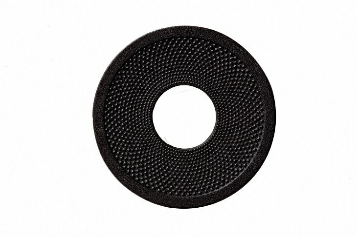 【楽天市場】【ふるさと納税】南部鉄器 瓶敷 アラレ 14cm 【OIGEN 作】 伝統工芸品 キッチン用品 食器 日用品 雑貨[Z0036]：岩手県奥州市