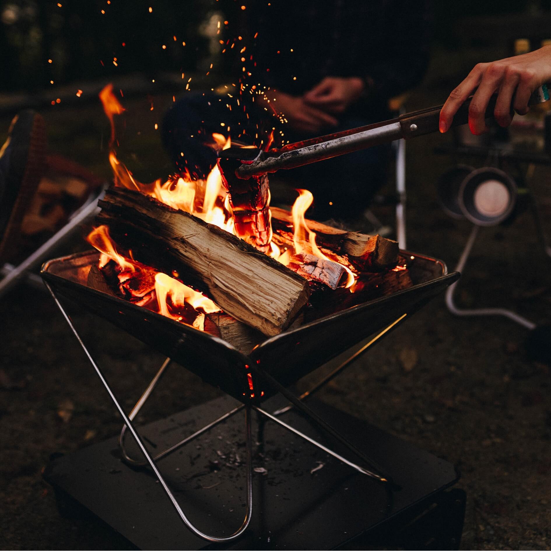 【ふるさと納税】 スノーピーク 焚火台 S [1-2人用] ST-031R (Snow Peak) キャンプ用品 アウトドア用品 ソロキャンプ 防災 防災グッズ 防災用品 【026S002】