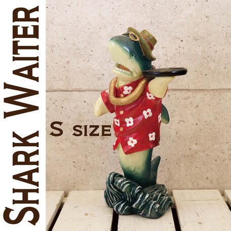 【楽天市場】Shark Waiter（S size） A1606 フィギュア シャーク ウエイター インテリア サメ レジ カフェ レストラン ...
