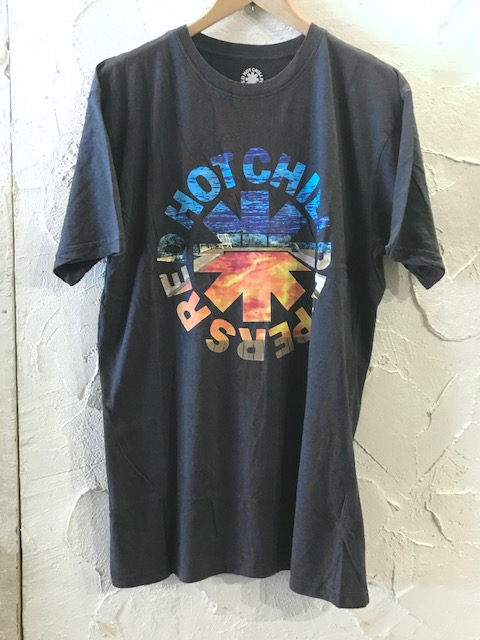 【楽天市場】ROCK OFF/RED HOT CHILLIPEPPERS S/S T CHARCOAL：FeelFORCE