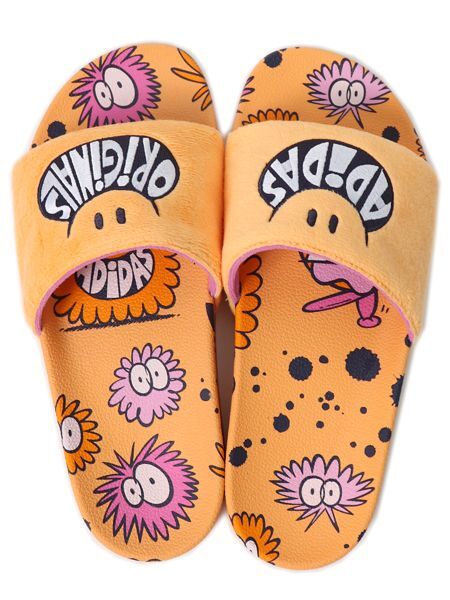 【楽天市場】ADIDAS ADILETTE SLIDES KEVIN LYONS HAZY ORANGE【GY5768-ORANGE ...