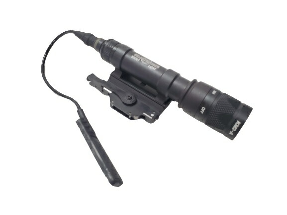 【楽天市場】実物・正規代理店 SUREFIRE (シュアファイア) 光学機器 フラッシュライト M620V BK VAMPIRE SCOUT ...