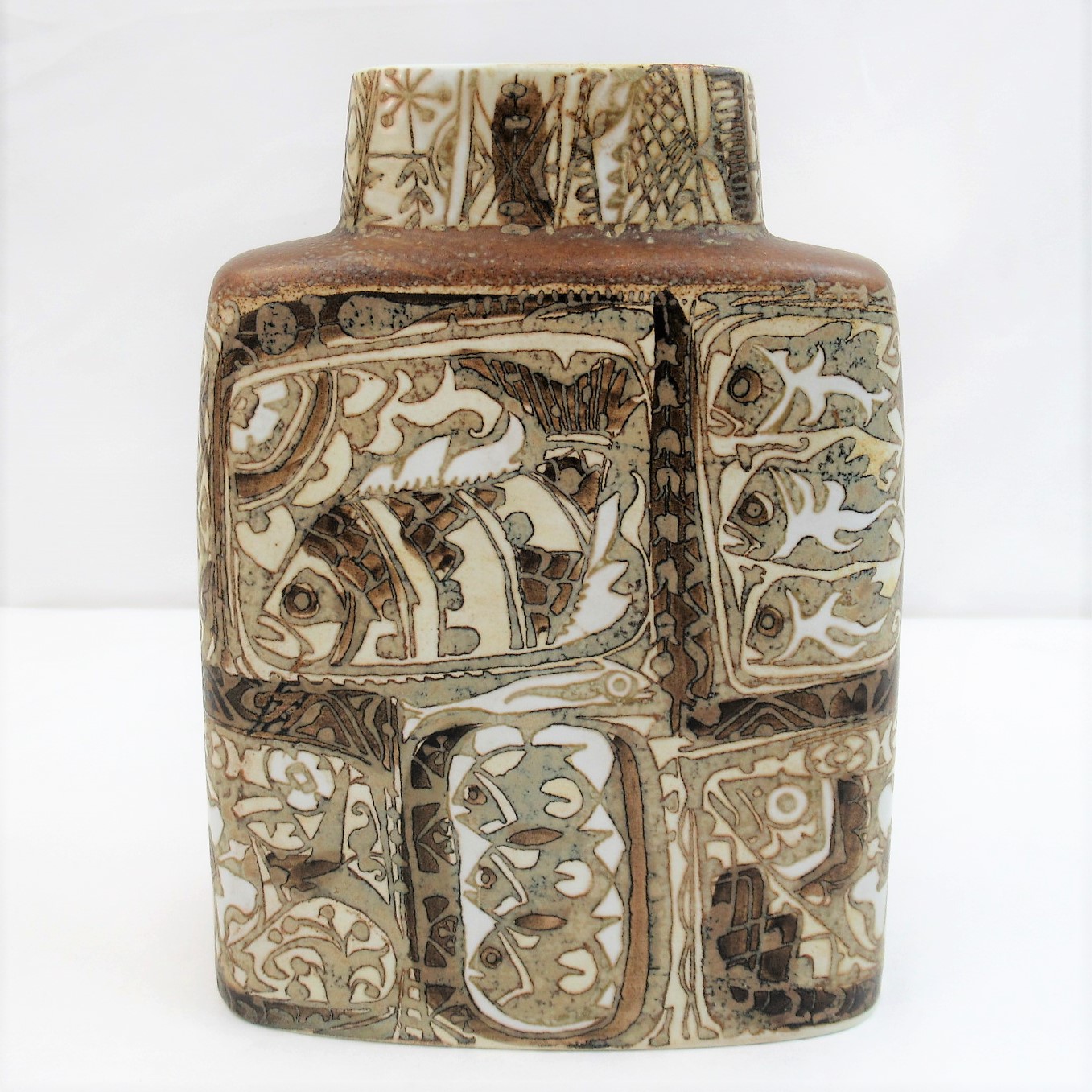 【楽天市場】ロイヤルコペンハーゲン ニルス・トーソン バッカ Baca 19.5cm スクエア ベース/花瓶【中古】【送料無料】：ブランド ...